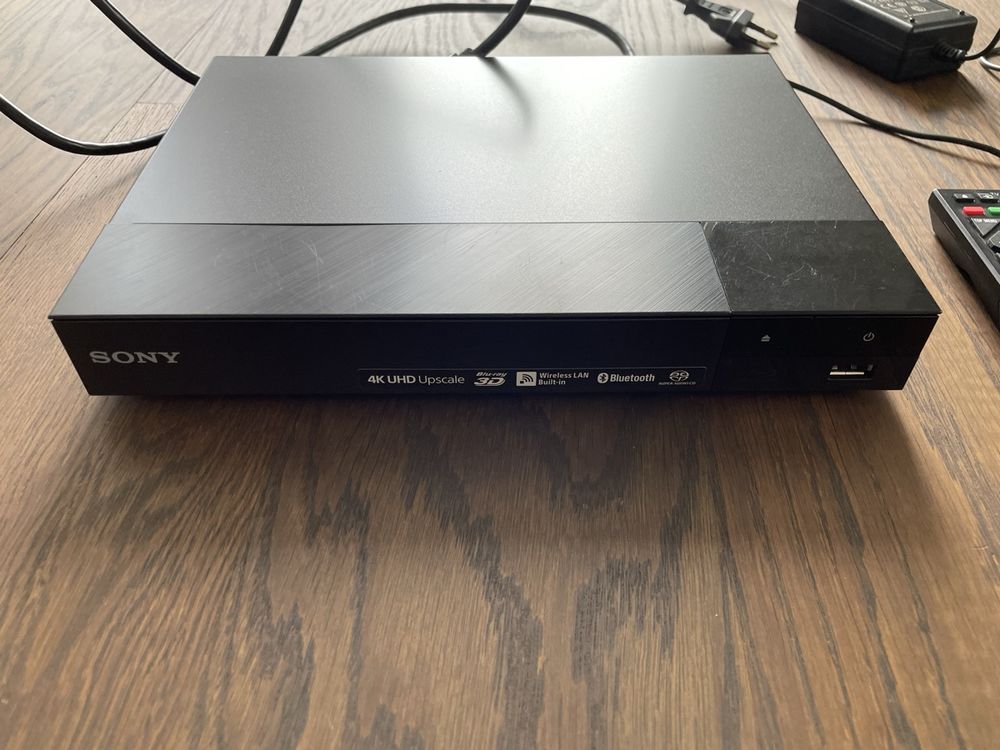 Sony Blu-ray Disc / DVD Player BDP-S6700 | Kaufen auf Ricardo
