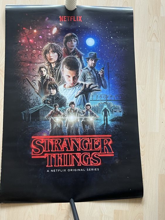 Poster Stranger Things Saison 1 Netflix Série Originale (Gebraucht) in ...