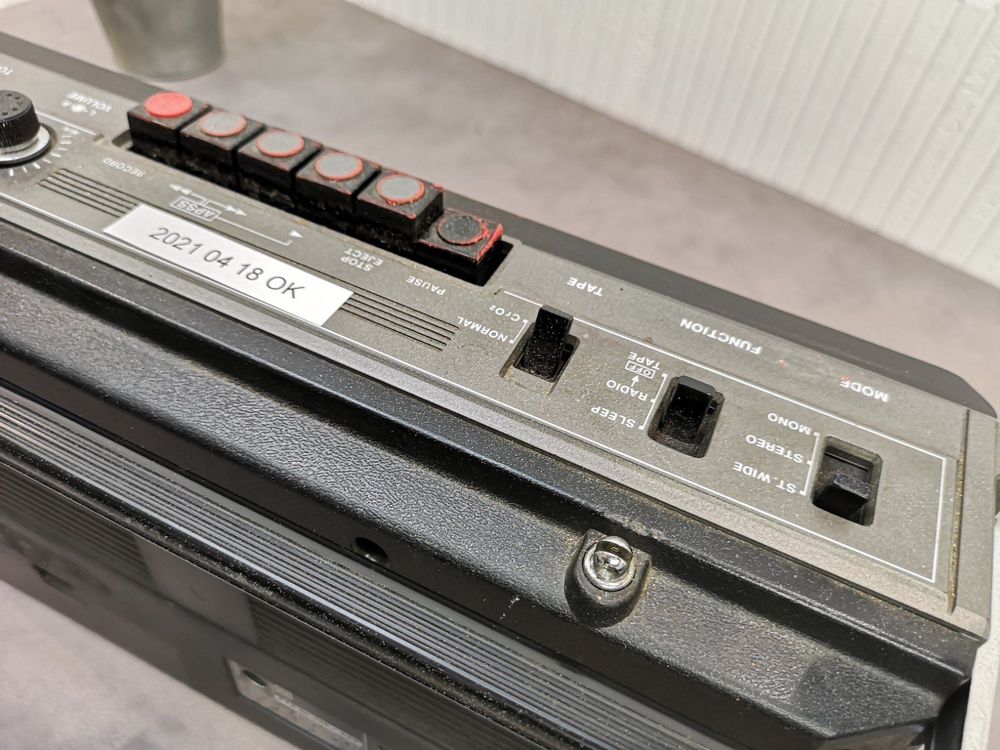 Sharp GF-8080 Stereo Radio Cassette Rec. | Kaufen auf Ricardo