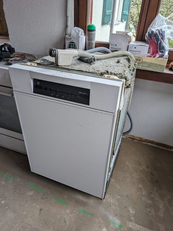 Geschirrspüler VZUG ADORA N (Gebraucht) in Winterthur für CHF 100 – nur ...