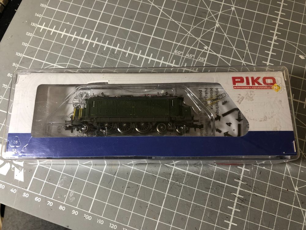 PIKO 40322 N E-Lok Ae 3/6 I 10639, SBB, Ep. IV (analogique) (Neu und ...