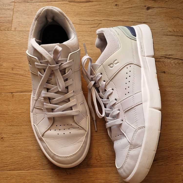 On The Roger Advantage Herren Sneaker, Grösse 43 👟 (Gebraucht) in ...