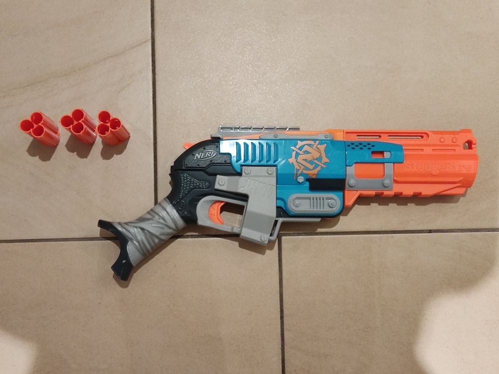 NERF Zombie Strike Sledgefire Blaster | Kaufen auf Ricardo