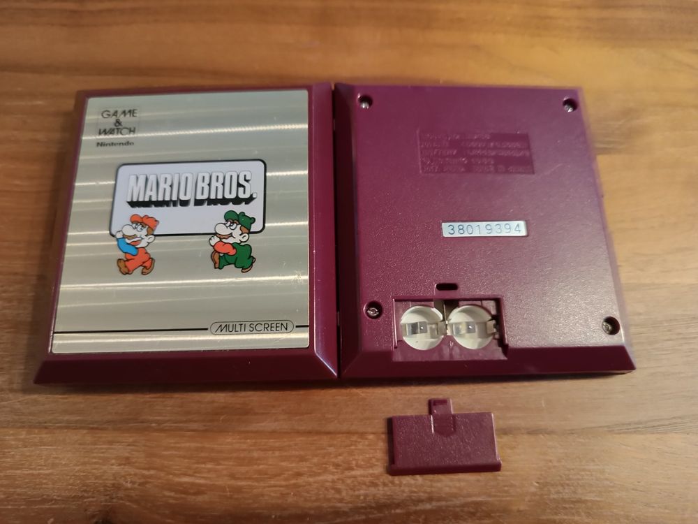 Nintendo GAME & WATCH: Mario Bros. Multiscreen MW-56 | Kaufen auf Ricardo
