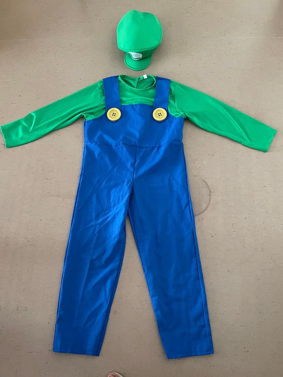 Sehr cooles Kostüm Luigi Gr.128/140 (Gebraucht) in Zürich für CHF 19 ...