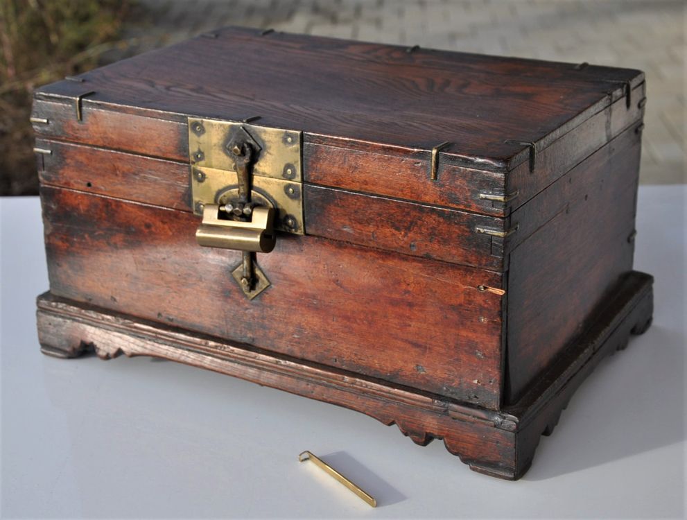 Antikes koreanisches Schmuckkästchen (Gebraucht) in Mettmenstetten für CHF 600 – mit Lieferung ...