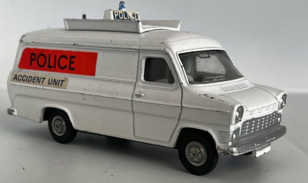 Dinky Ford Transit "Police" England (Gebraucht) in Fulenbach für CHF 5 ...