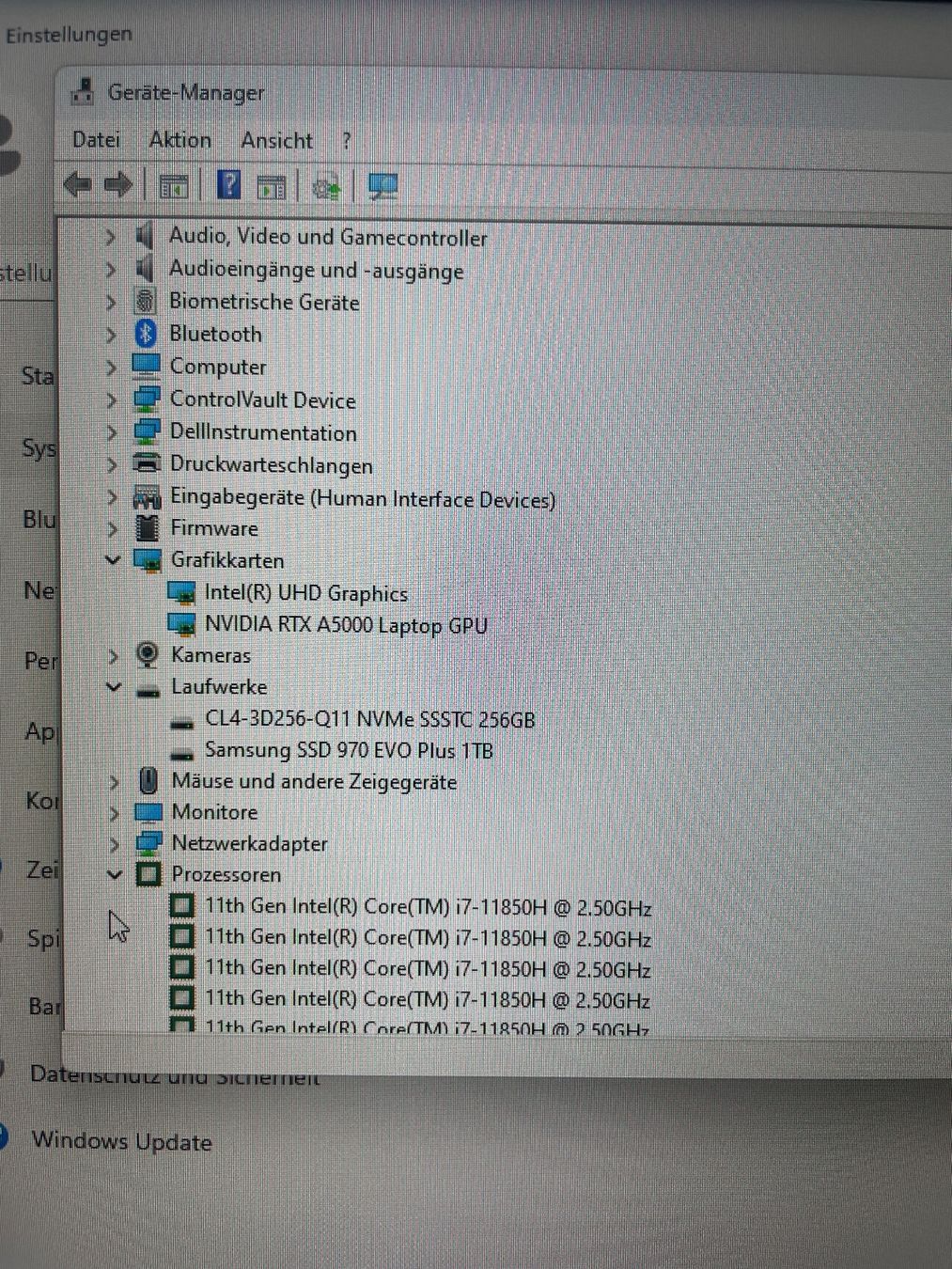 Dell Precision 7760 | 32GB Nvidia RTX A5000 i7 11850 (Gebraucht) in ...
