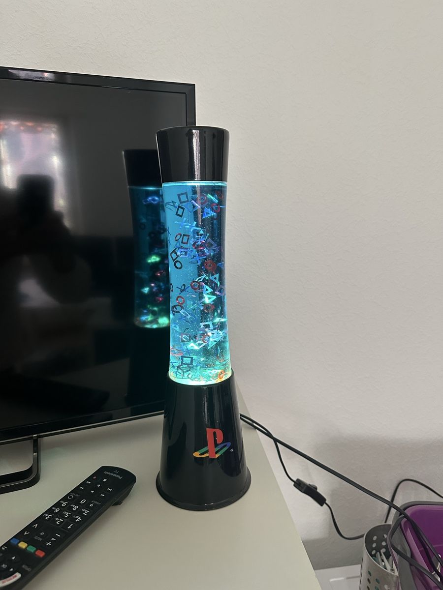 Lavalampe PlayStation (Gebraucht) in Thun für CHF 79 – mit Lieferung ...