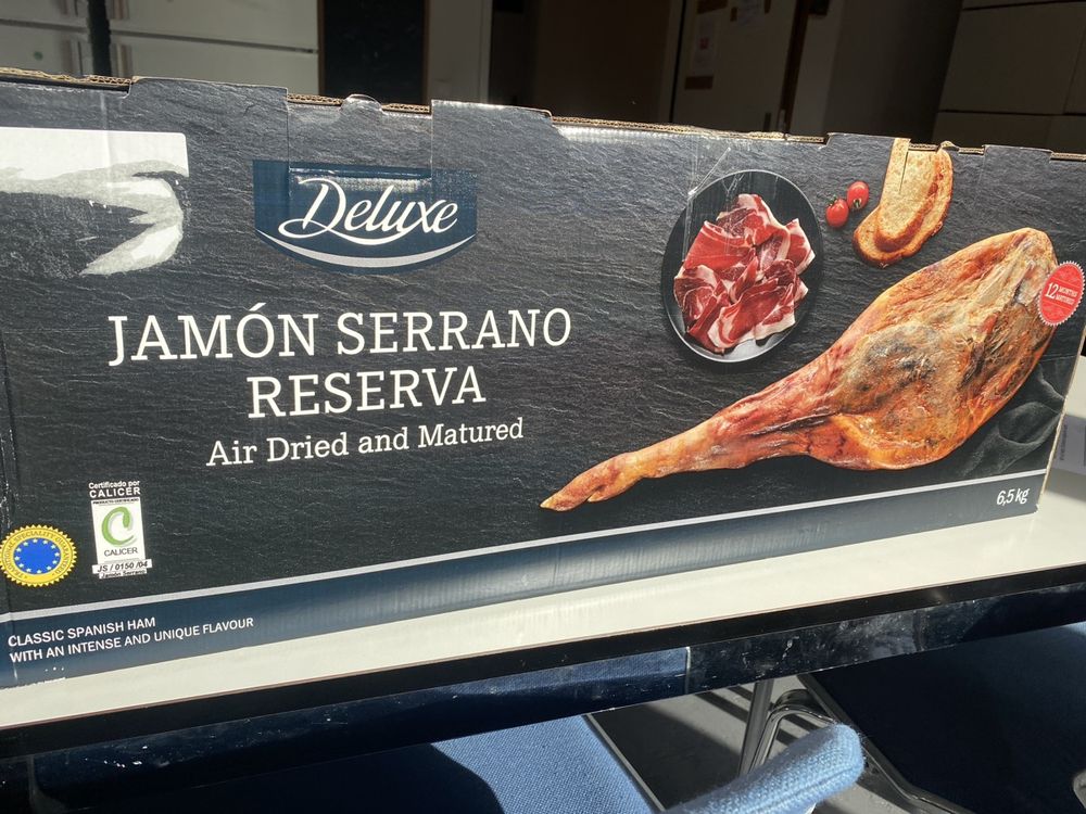 DELUXE Jamón Serrano Reserva (Neu (gemäss Beschreibung)) in Hergiswil NW für CHF 43.5 – mit ...