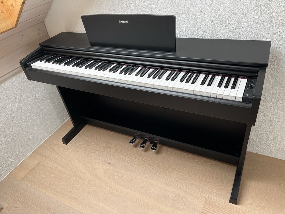 Yamaha Klavier ePiano (Gebraucht) in Eglisau für CHF 600 – nur Abholung auf Ricardo kaufen
