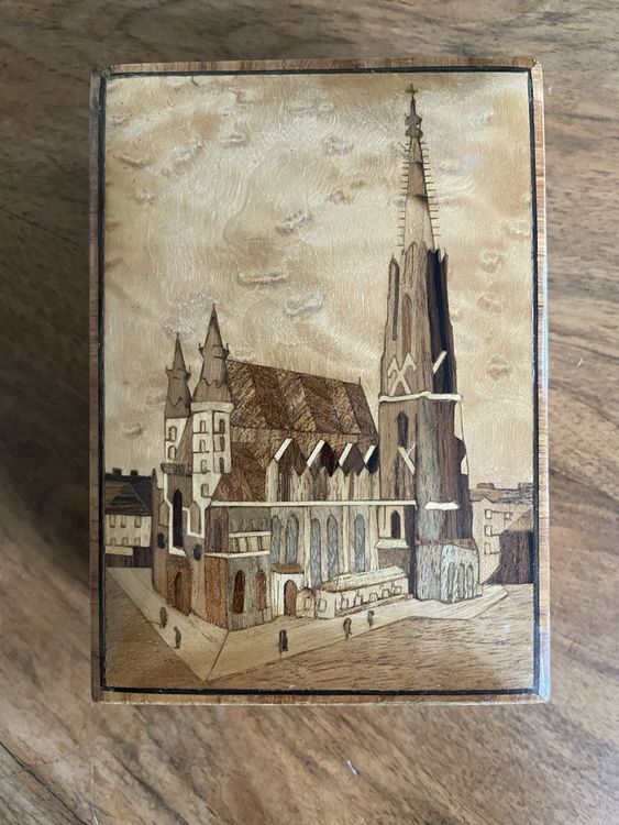 Holzdose, Stephansdom Wien, feine Intarsienarbeit | Acheter sur Ricardo