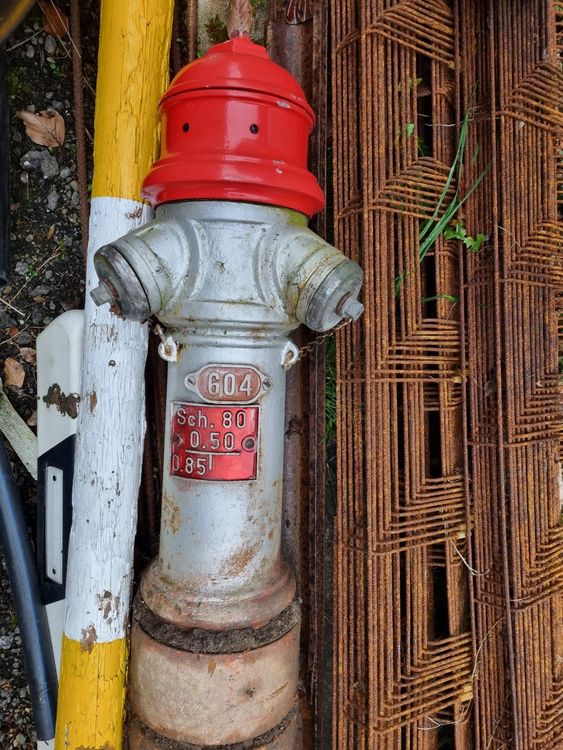 Hydrant von Roll (Gebraucht) in Arni BE für CHF 312 – nur Abholung auf ...