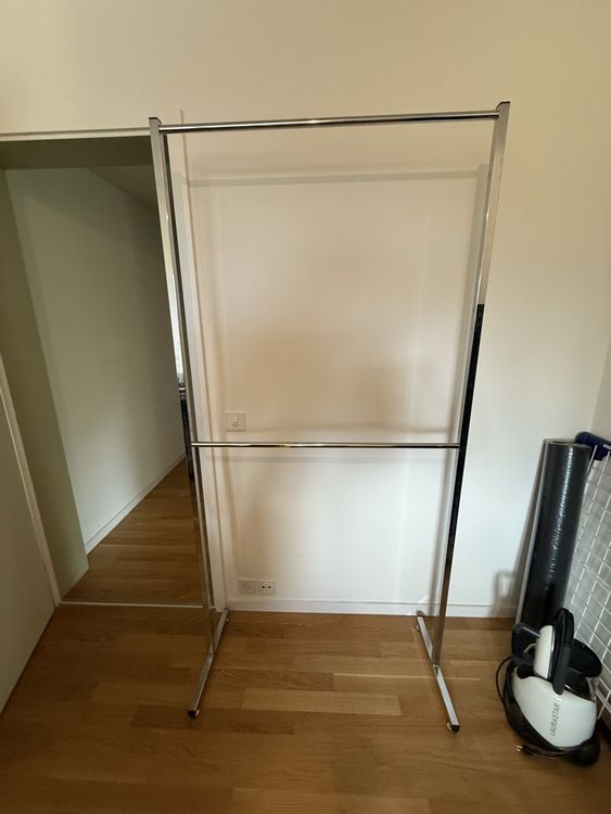 Kleiderstange (zwei Reihen) (Gebraucht) in Luzern für CHF 35 – nur ...