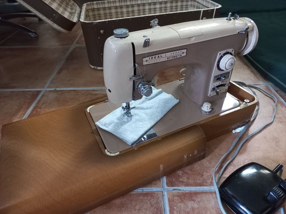 Profi Nähmaschine auch für Leder (Gebraucht) in zürich für CHF 30 – mit ...
