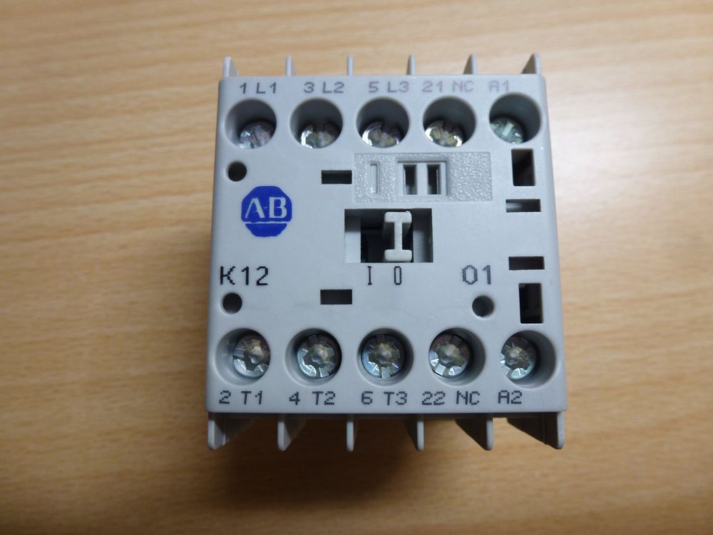 Kleinschütz AB 24VDC K12-01 3Schliesser , 1 Oeffner (Neu (gemäss Beschreibung)) in Hombrechtikon ...