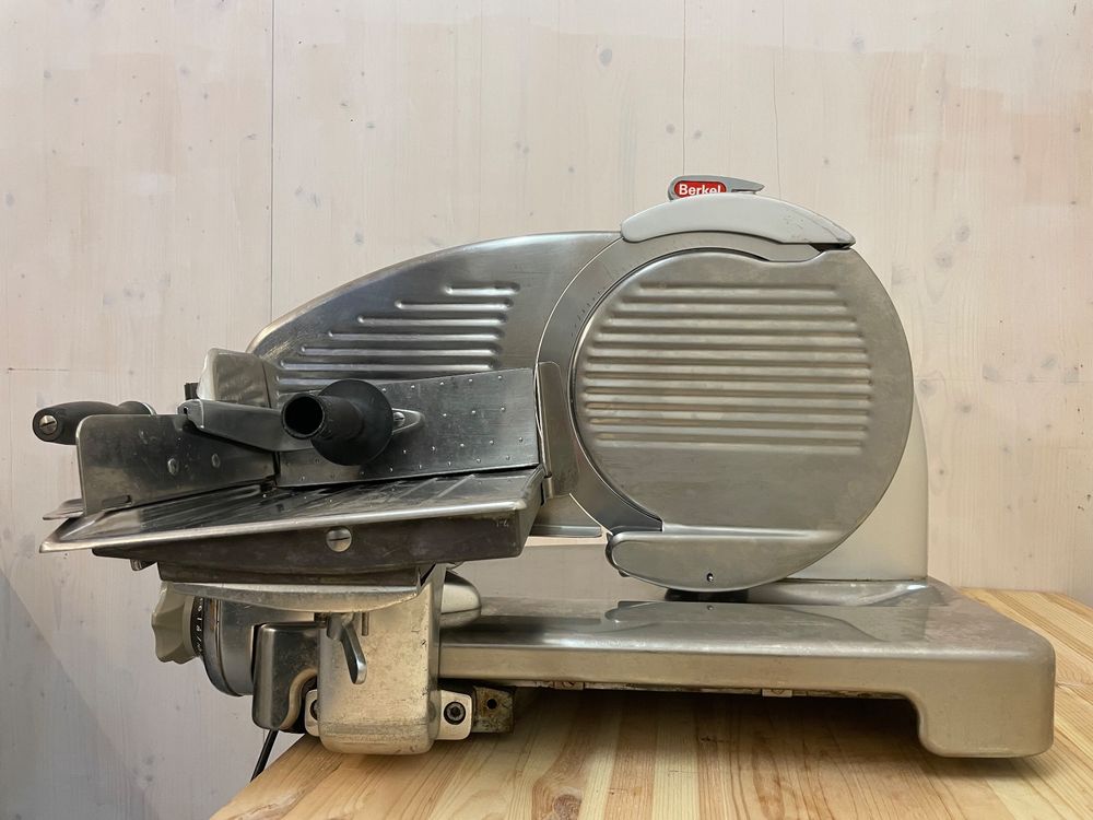 Berkel Aufschnittmaschine 834 (Gebraucht) in Cham für CHF 500 – nur ...