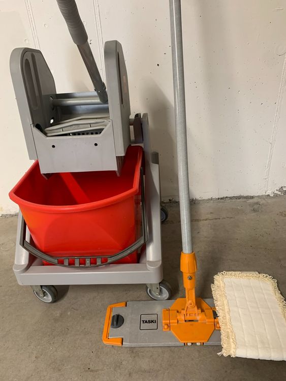 Taski Eineimer Fahrgestell-Set | Kaufen auf Ricardo