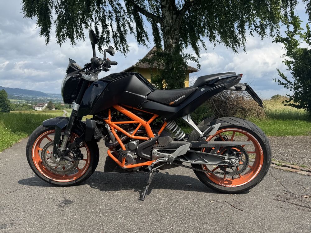 Spannende Ktm 390 Duke Gebraucht Fotos