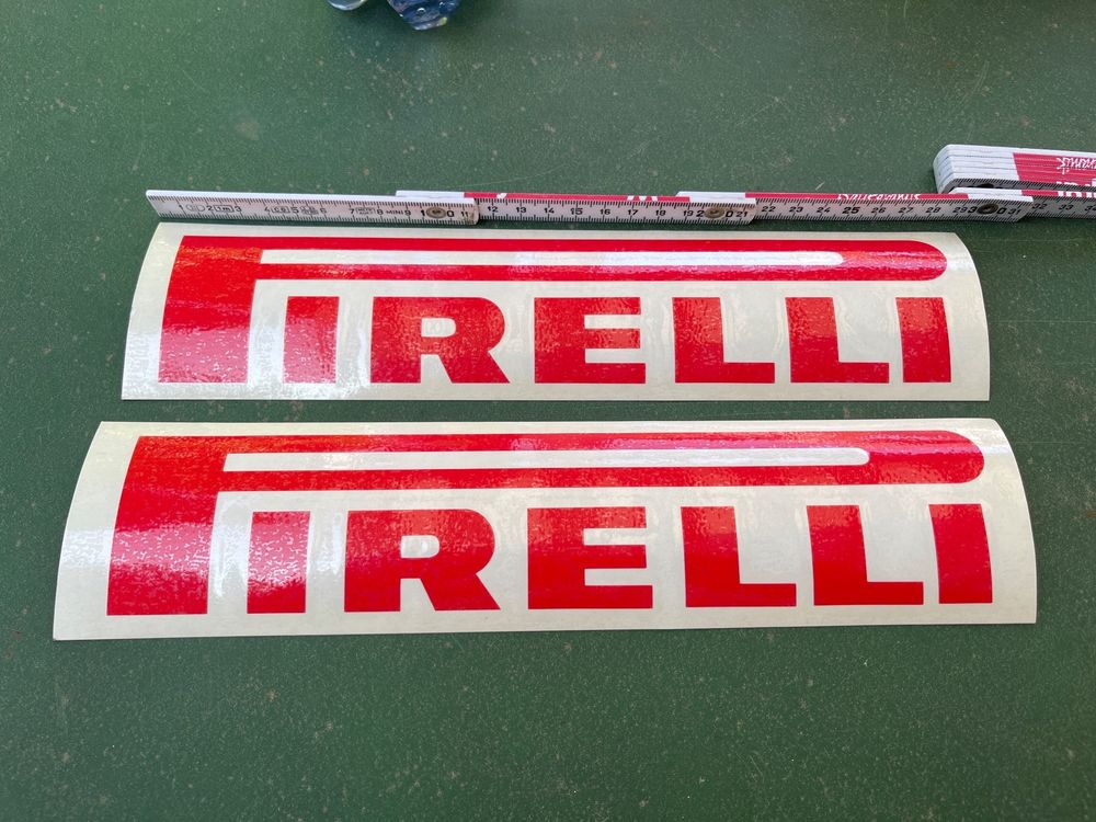 2 x Pirelli Sticker Rot (Neu und originalverpackt) in Eschenbach SG für ...