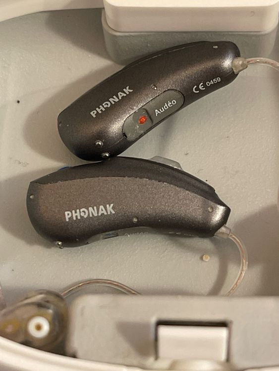 Appareils auditif PHONAK ET SIGNIA et accessoires lot de 2 (Gebraucht ...