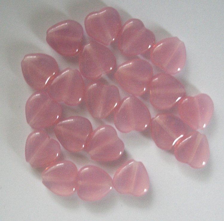 Glasperlen Herzen Rosa 9 mm (Neu und originalverpackt) in Gunzwil für CHF 1.5 – mit Lieferung ...