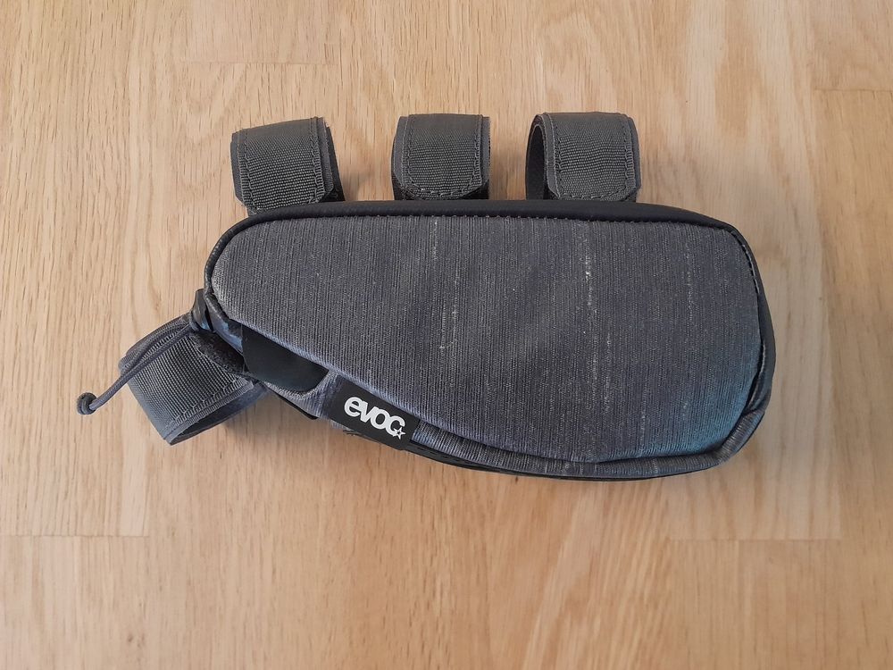 Evoc Rahmentasche Multi Frame Pack 0.9L Grau (Gebraucht) in Rotkreuz für CHF 9 – mit Lieferung ...