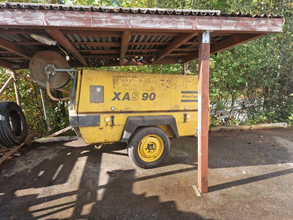 Baukompressor, Sandstrahlanlage, aufblasbares Zelt | Kaufen auf Ricardo