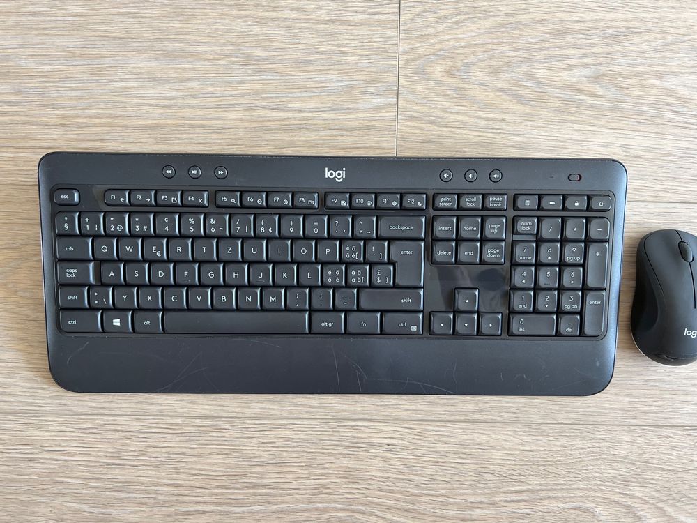 Logitech K540 (Tastatur + Maus) (Gebraucht) in Würenlos für CHF 16 ...