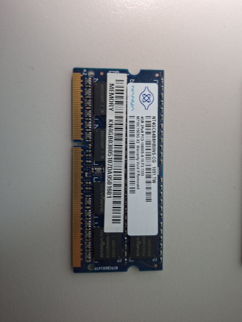 Nanya / ADATA RAM 4GB (2x2GB) PC3 Laptop SO-DIMM Speicher (Gebraucht ...