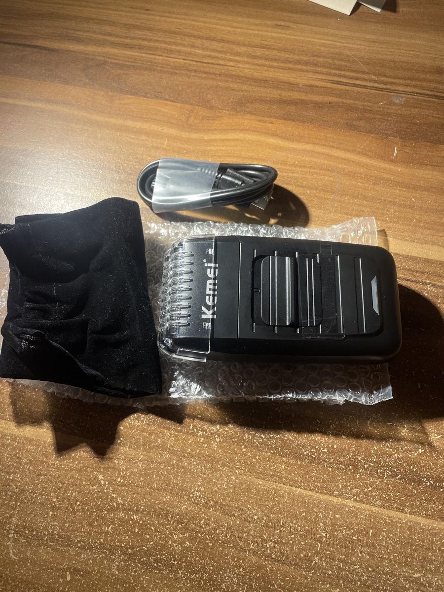 Kemei KM-1102 Elektrorasierer - neu, nie benutzt! (Neu und ...