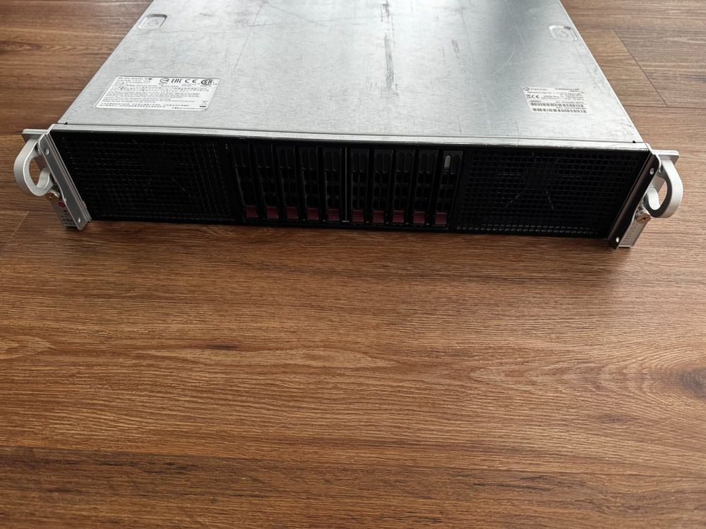 SuperMicro Dual CPU Server, 28 Cores (Gebraucht) in Watt für CHF 121 ...