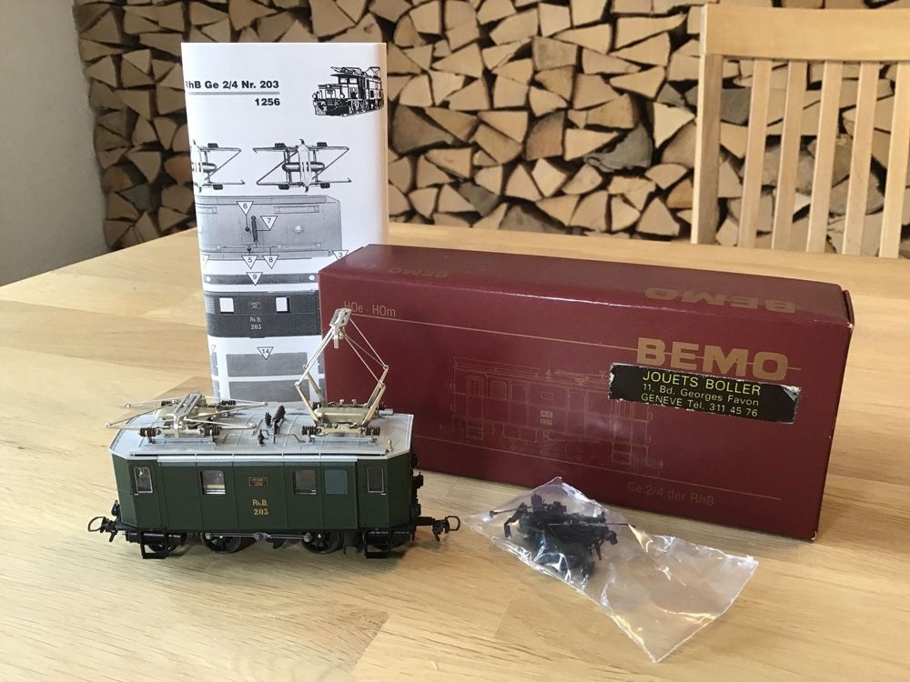 Bemo HOm RhB locomotive (Neu und originalverpackt) in Arzier-Le Muids ...