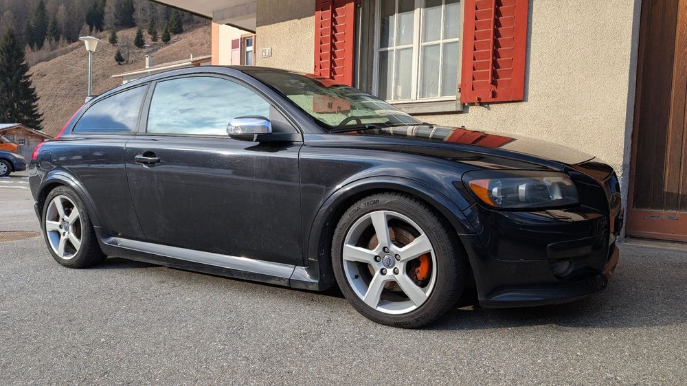 Volvo C30 T5 R-Design - schönes Aufbauprojekt - bitte lesen (Defekt) in ...