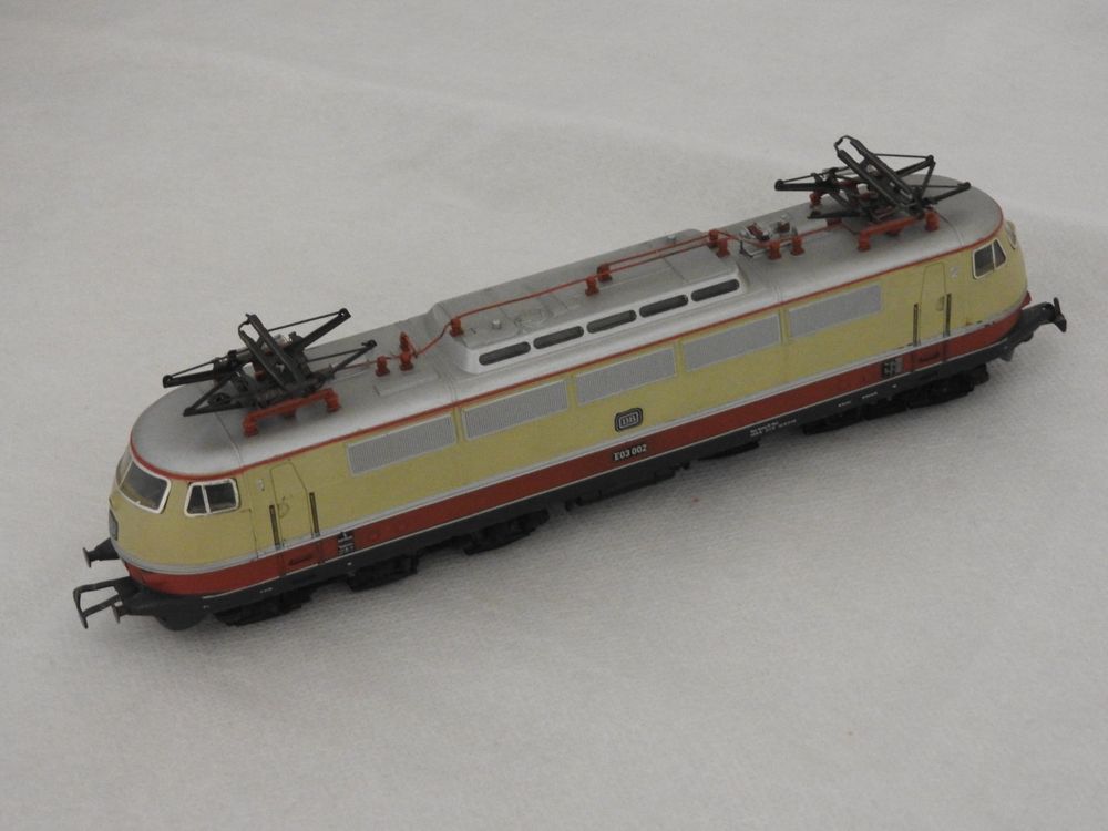 Märklin 3053 DB E03 TEE, beige-rot (Gebraucht) in Satigny für CHF 83 ...