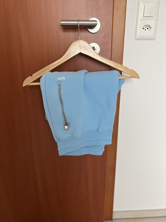 6PM Baby Blue Jogging Hose | Kaufen auf Ricardo