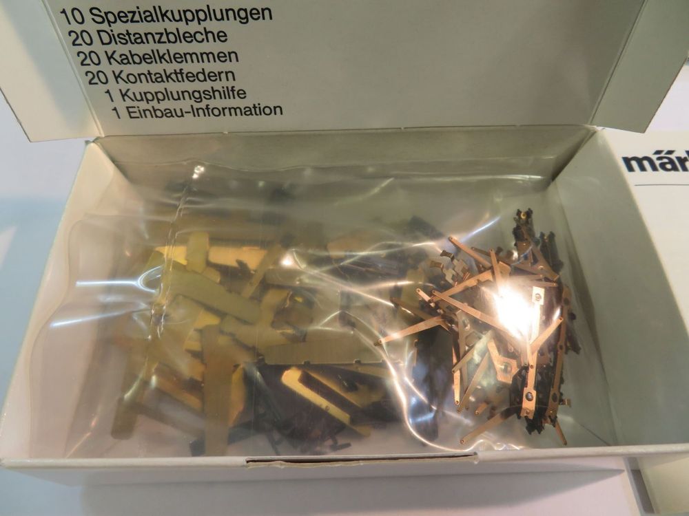 7319 Märklin HO 10 Stromführend Kupplung (Neu und originalverpackt) in ...