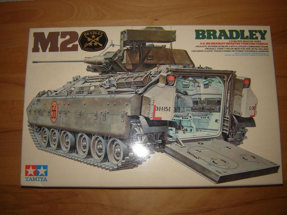 Tamiya Panzer 1:35 M2 Bradley Infantry 3632 (Neu und originalverpackt ...