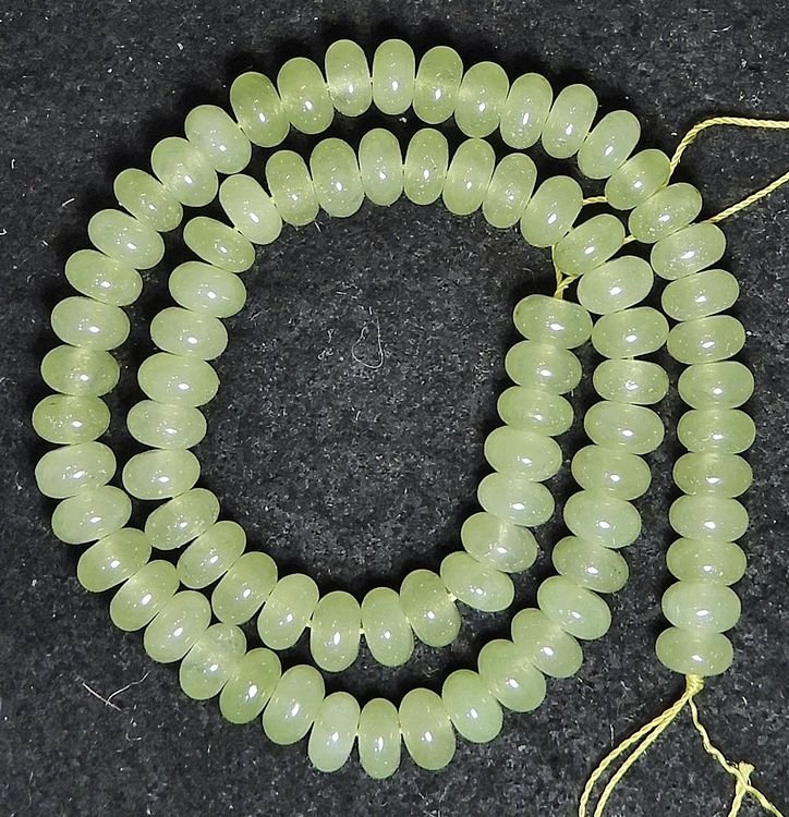 1 Strang echte hell-grüne Jade Perlen Rondellen 8 x 5 mm (Neu (gemäss ...