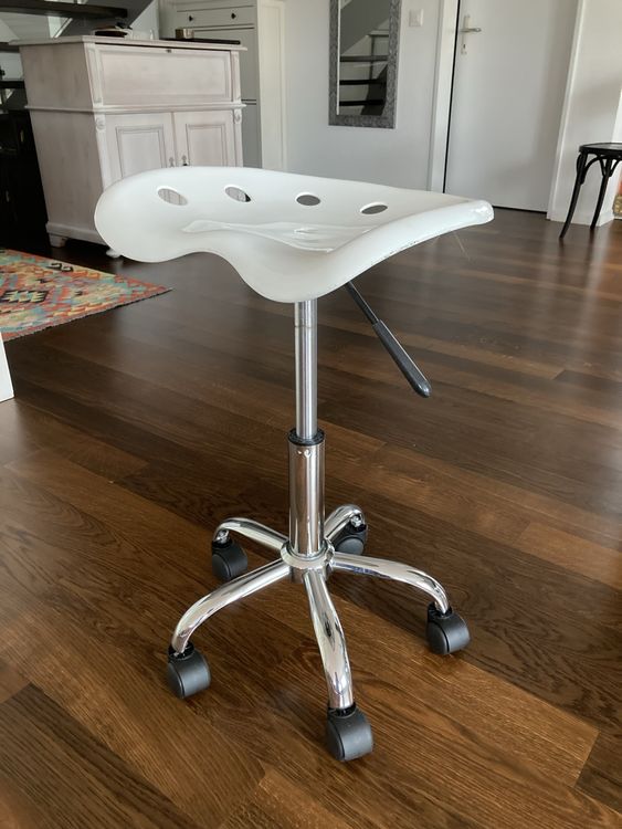 Rollhocker (Gebraucht) in Zürich für CHF 6 – nur Abholung auf Ricardo ...