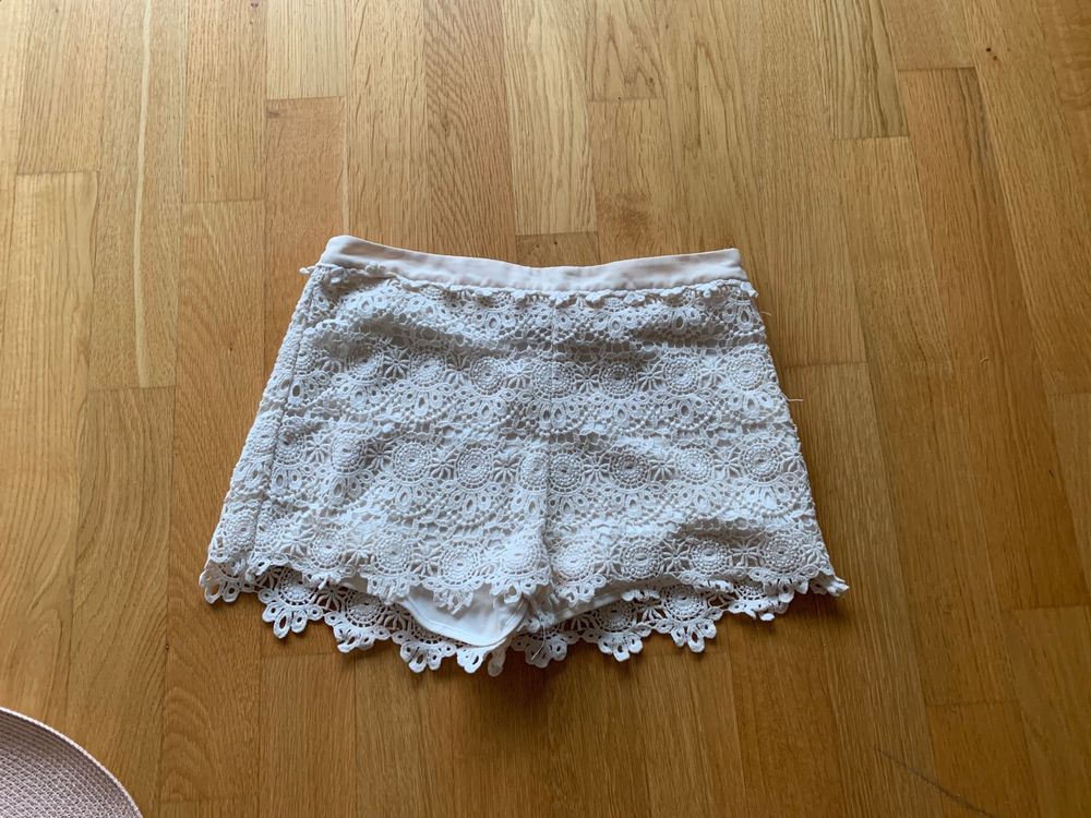 Shorts aus Spitze (Gebraucht) in Oftringen für CHF 1 – mit Lieferung auf Ricardo kaufen