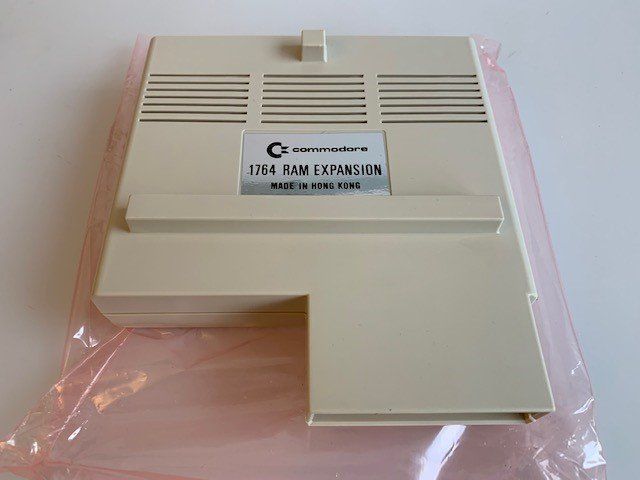 commodore 64 1764 ram expansion (Gebraucht) in Bern für CHF 119 – mit ...