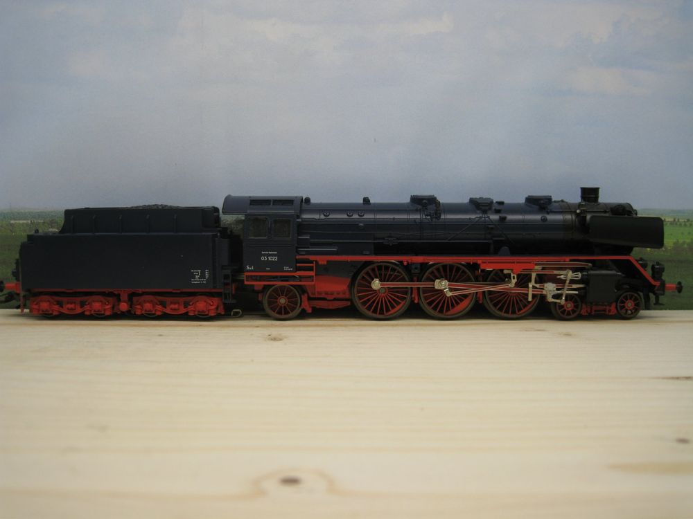 Märklin 29845? Dampflok Br03 /Fahrwerkbeleuchtung FX Digital (Gebraucht ...