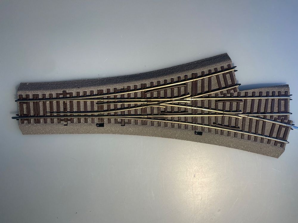 Roco Line mit Bettung DWW 15 (Neu (gemäss Beschreibung)) in Zürich für ...