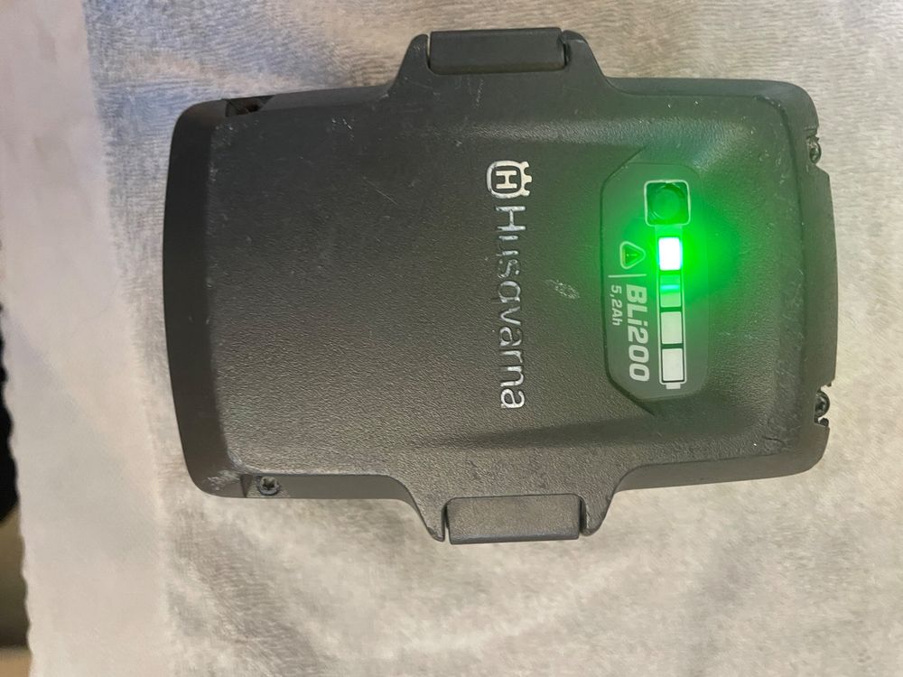 Husqvarna Akku BLI200 36V 5.2Ah | Kaufen auf Ricardo