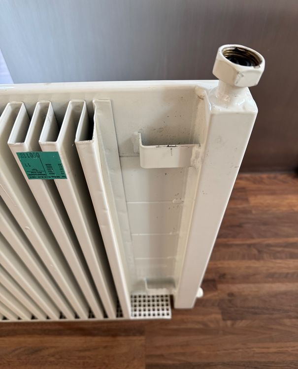 Heizkörper - Heizwand gebraucht (Gebraucht) in Mönchaltorf für CHF 20 – nur Abholung auf Ricardo ...
