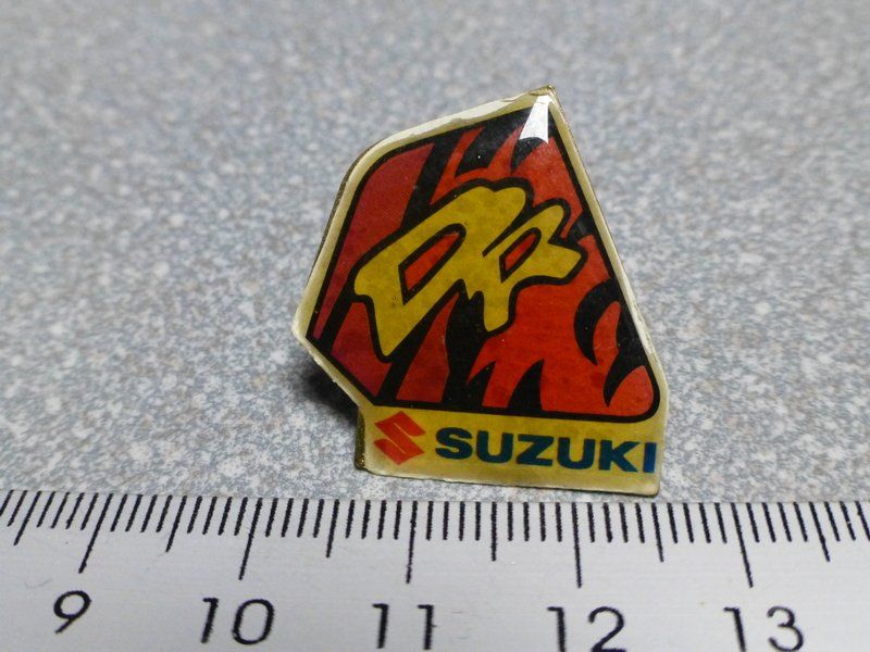 PIN PINS MOTORRAD BIKE BIKER Töff Club MC Suzuki (Gebraucht) in ...