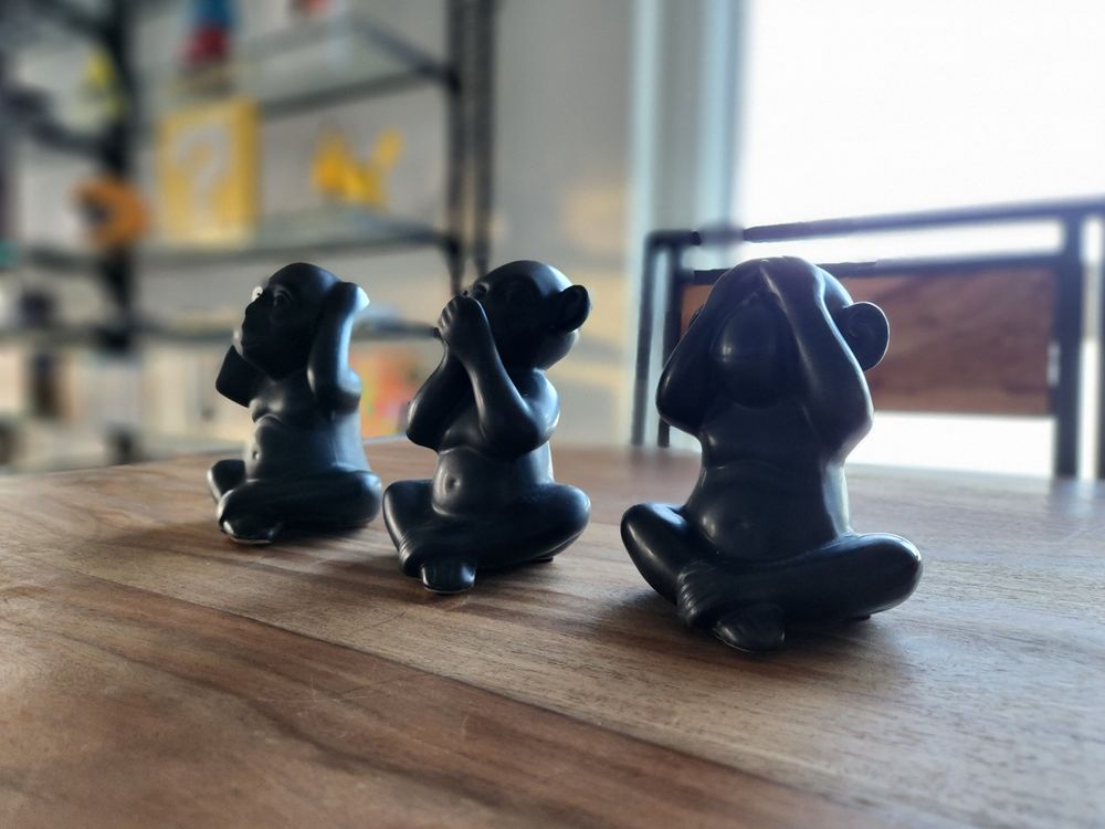 Drei weise Affen deko schwarz (Gebraucht) in Wallisellen für CHF 6 – mit Lieferung auf Ricardo ...