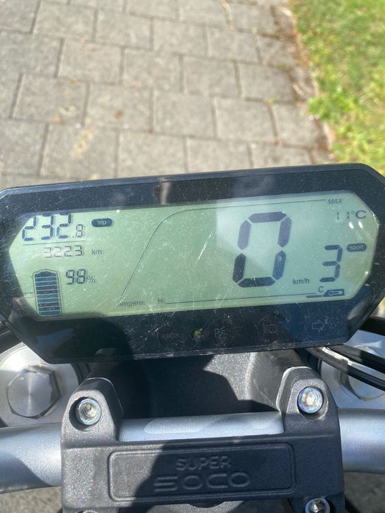 Super Soco TS 1200R deep Black 50ccm / 45km/h ab 15 Jahre | Kaufen auf Ricardo