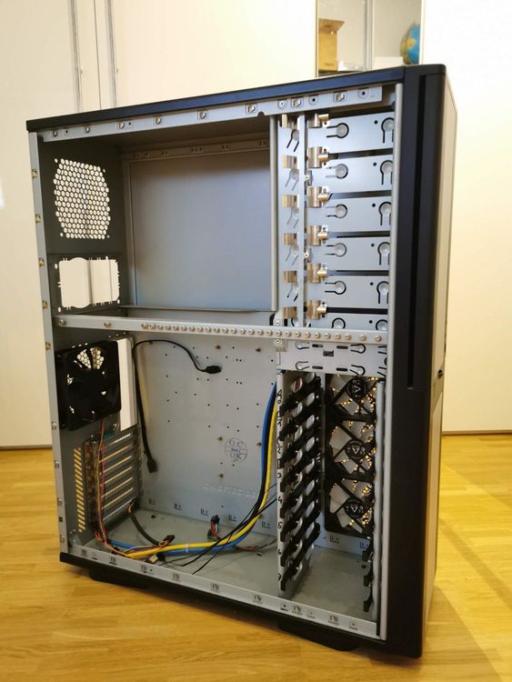Big-Tower - Server Case Chieftec (Gebraucht) in Goldach für CHF 10 ...